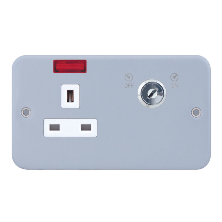 LG9100MB 13 Amp 1 Gang DP Lockable Socket with Neon – Selectric UK
